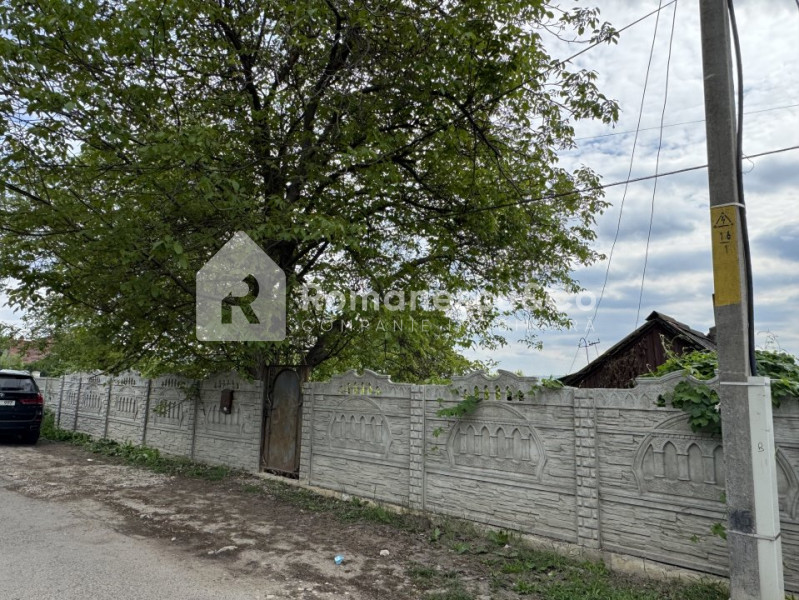 Vanzare teren pentru construcție, Ciocana, 6 ari. - Romanescu